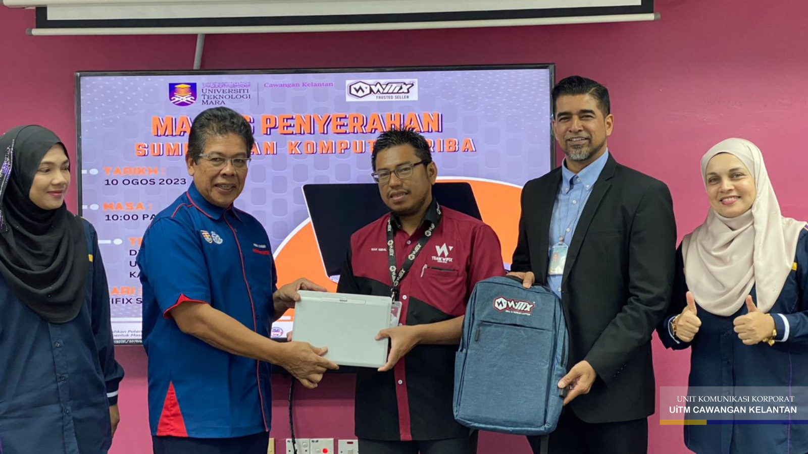 Majlis Penyerahan Sumbangan Komputer Riba oleh WIFIX Sdn. Bhd.